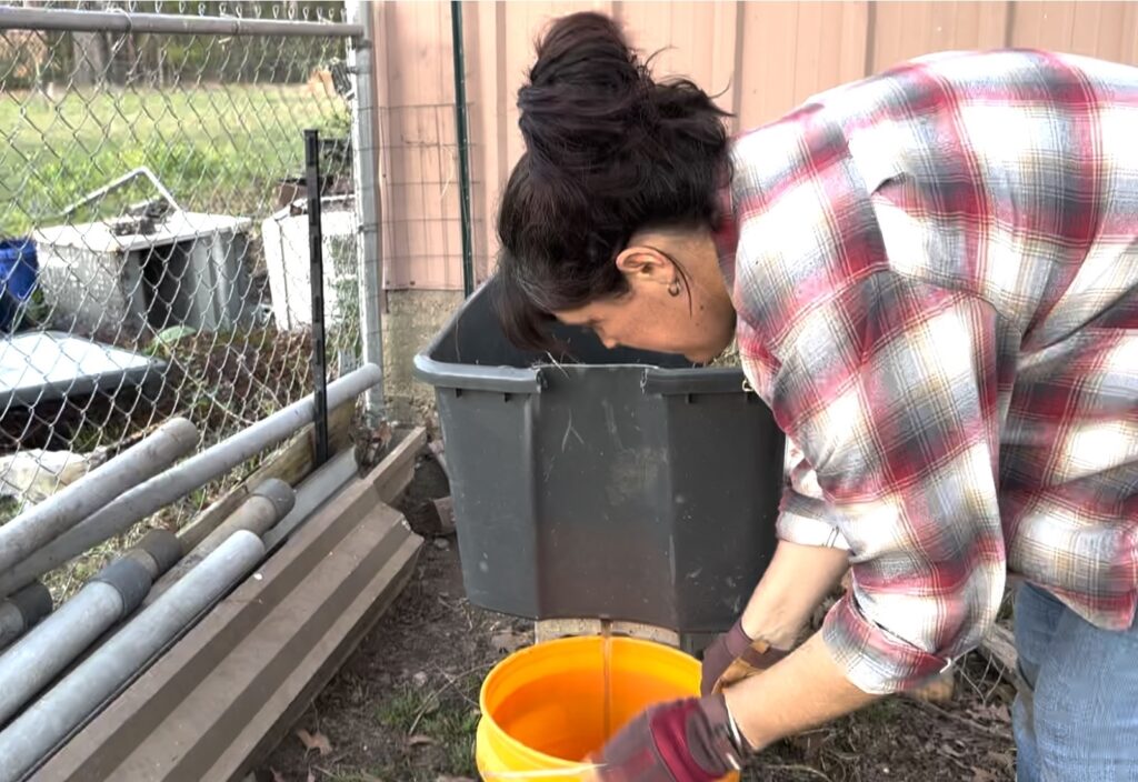 Easy Build Worm Farm - The Hope Homestead